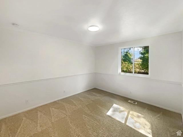 Private Room in House_Male Only