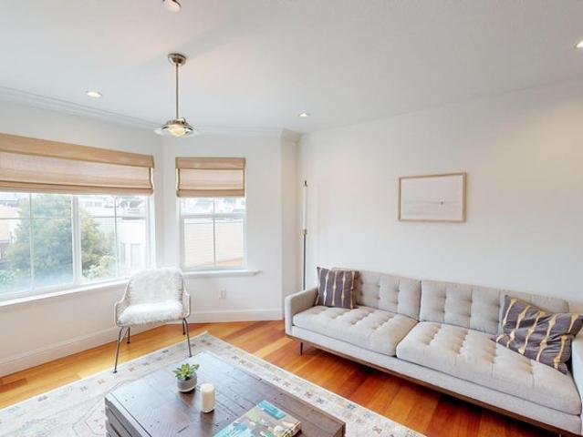Private Room In Lovely Sunset District Flat with O