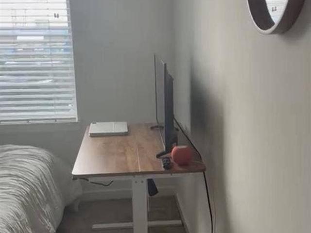 Private room in Millenia area