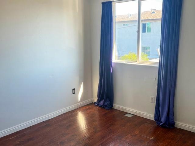 Private Room in South LA House