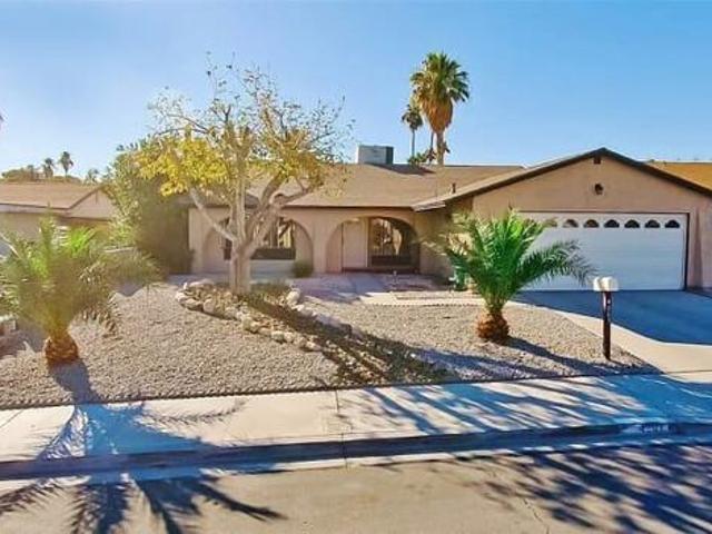 Private room in Southeast Las Vegas great location!