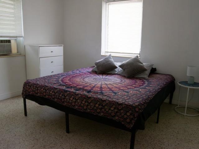Private Room in Shared Midtown Home