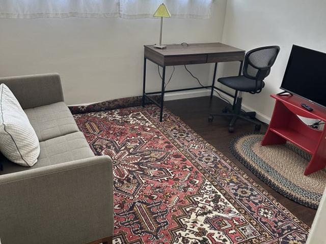 Private Room in Shared Home Female Preferred