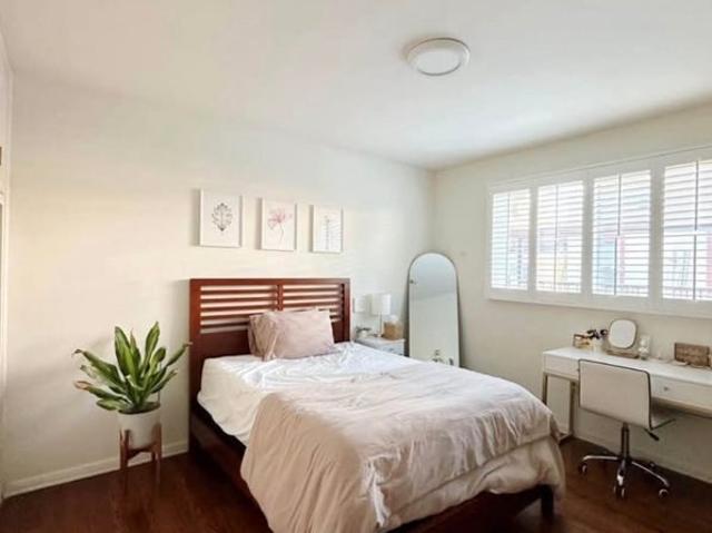 Private room in Studio City/North Hollywood