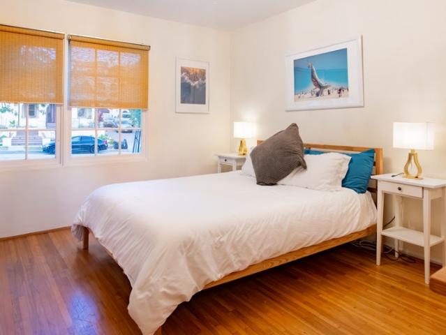 Private Room in Pacific Beach House, Shared Bath