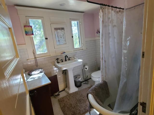 Private room in Pasadena home