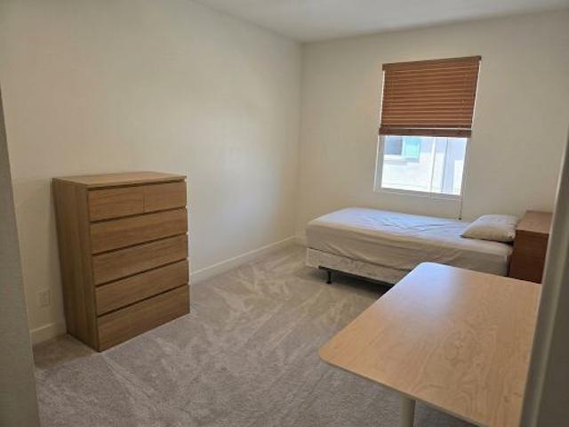 Private Room in RMV