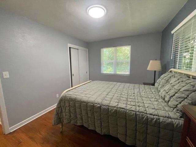 Private Room in Renovated 4BR Home_All Utilities I