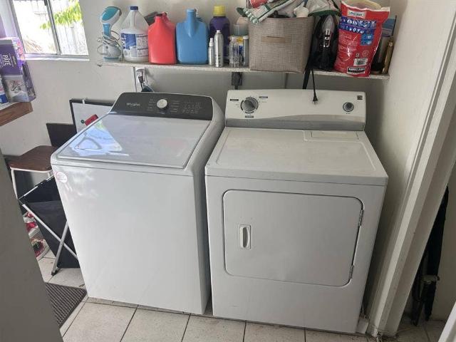 Private room in Reseda $1250