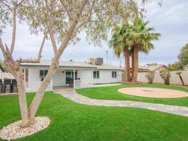 Private Room in Tempe Available July 15