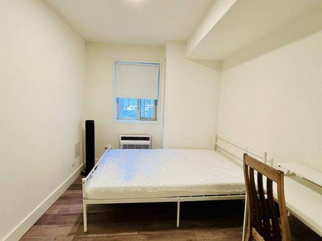 Private Room / in unit Washer & Dry