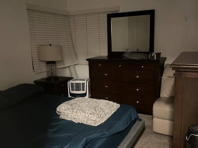 Private Room couples pending