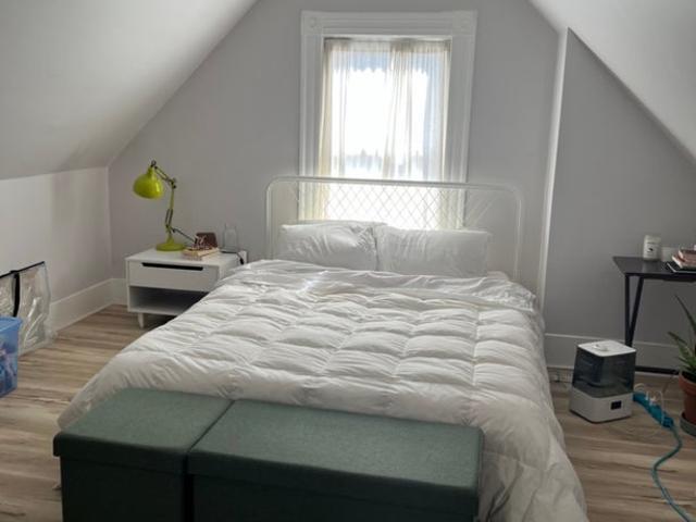 Private Room & Office in Somerville