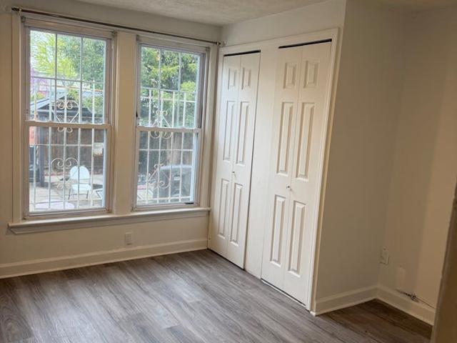 Private Room Minutes Away From Manhattan