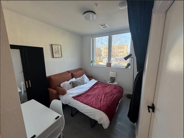 Private Room Near Downtown Austin & Capitol