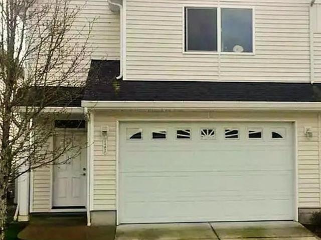 Private room. Share a large Town home in Vancouver