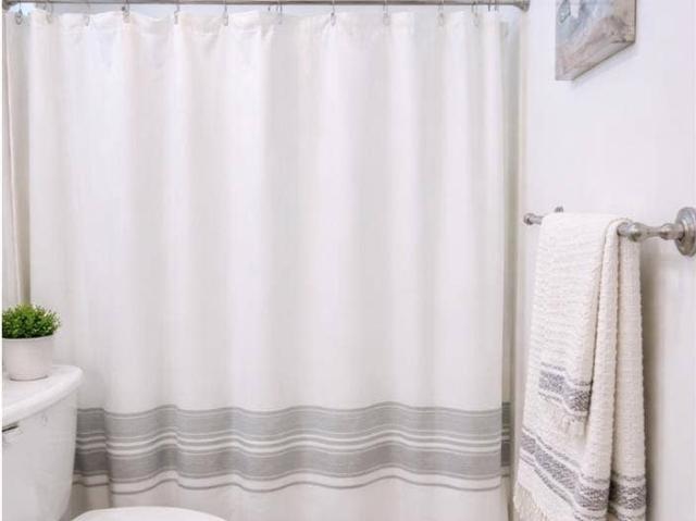 Private room / shared bath