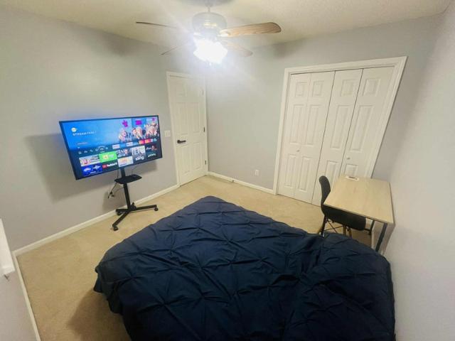 Private Room, Shared Bath for Rent – Male Preferre