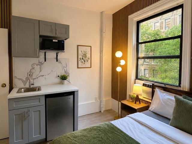 Private Room Shared Bath Studio