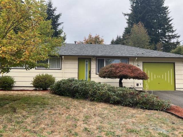 PRIVATE ROOM/ SHARED BATHROOM RENTON HIGHLANDS