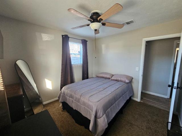 Private Room_Shared Bathroom_Wendell Dr Shared Ho