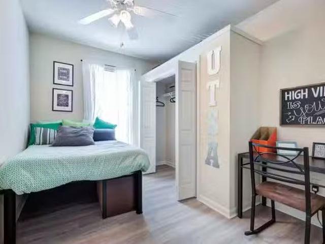 Private Room Standard 2 Bed 2 Bath