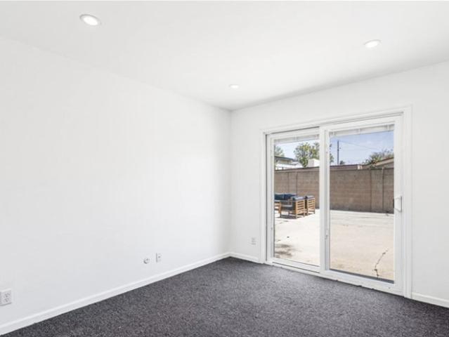 Private Room peaceful house – Parking + Utilities