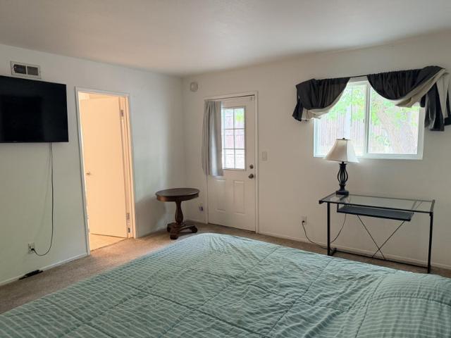 Private Room + Private Bath Agoura Hills $1,550