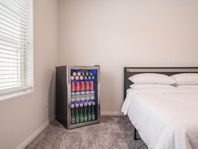Private Room + Private Bath — EVERYTHING Included $1,150 Enterprise/SW LV, ~9 mi to UNLV