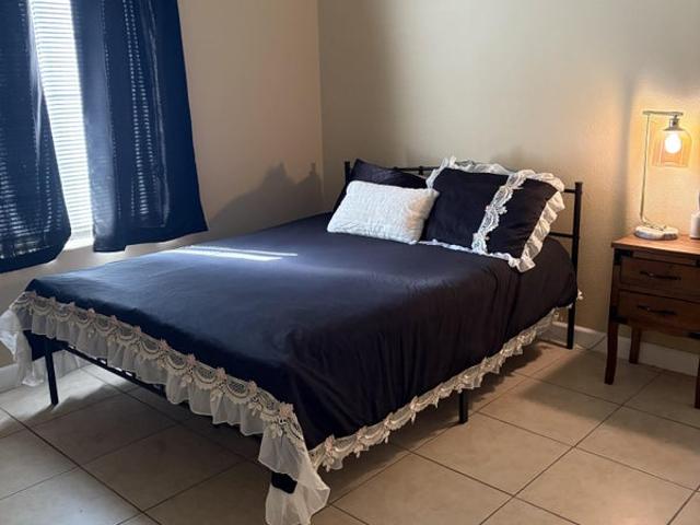 Private Room/ Private bathroom utilities included