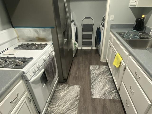 Private Room + Private Bathroom for Rent Prime OC