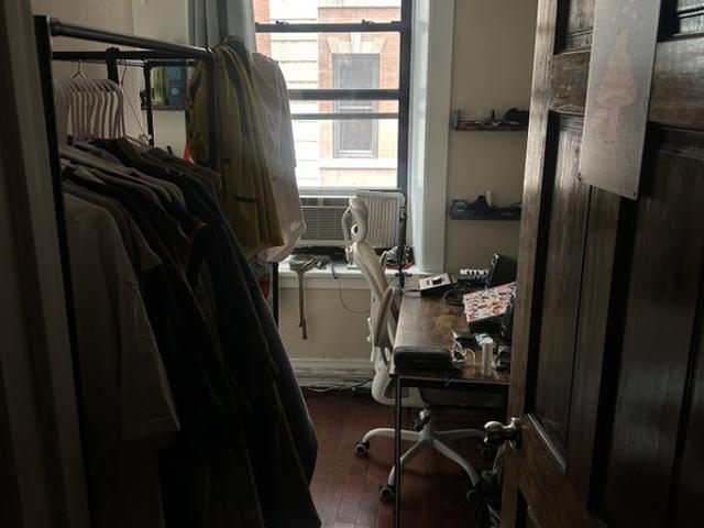 Private Room + Private Bathroom in FiDi Near Fult
