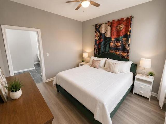 Private Room + Private Bathroom Modern Home Move In Ready