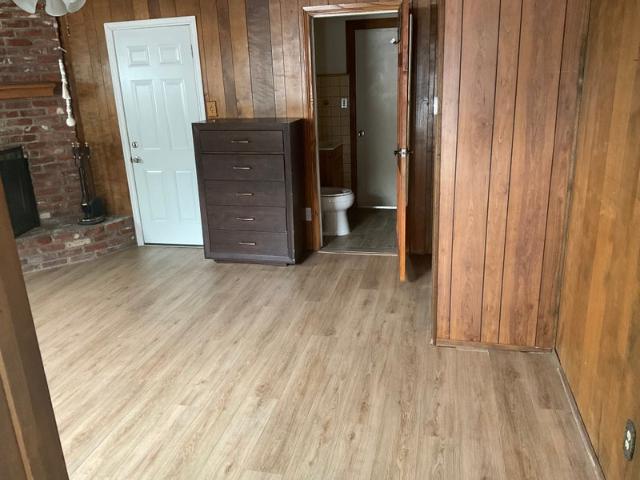 Private room, private entrance, private bathroom