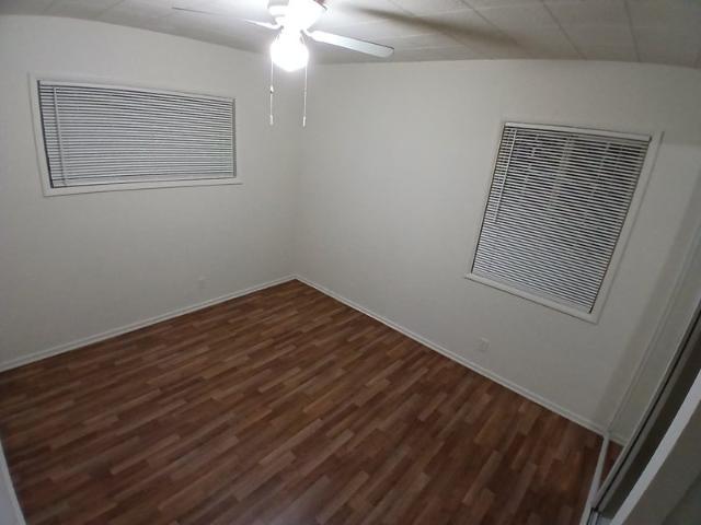Private room quiet neighborhood sm pet ok