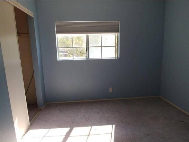 Private room rental Oceanside
