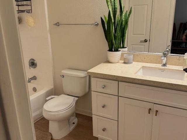 Private Room w/ Bathroom For Rent in Mission Valle