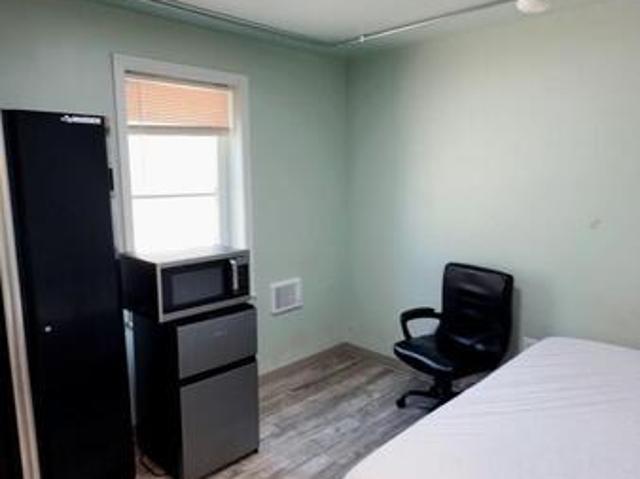 Private Room w/ Mini Fridge – Available Now! All Utilities Included Clean, Quiet & Move In Ready