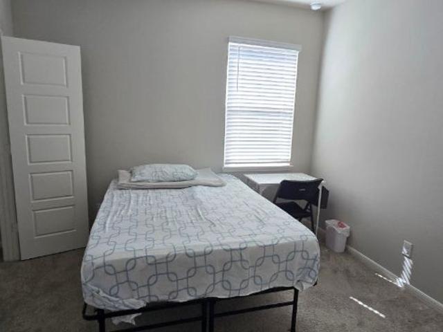 Private Room w Private Bath_$_Utilities Included