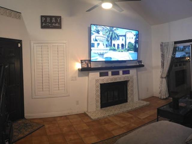 Private Room w/ Semi Private Bath – Chino Hills