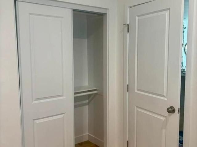 Private Room w/ Shared Bath for Rent in Fullerton