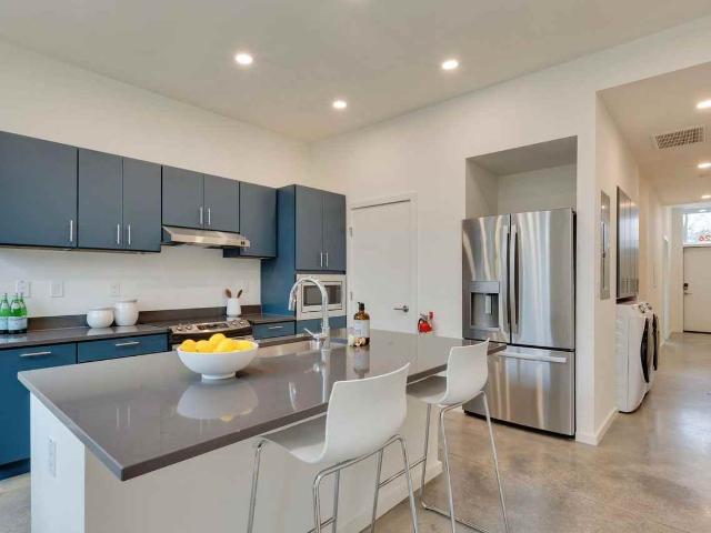Private Room with Walk 1 Bedroom Apartment for Rent at 218 N Dillard St, Durham, NC 27701 Downtown Durham