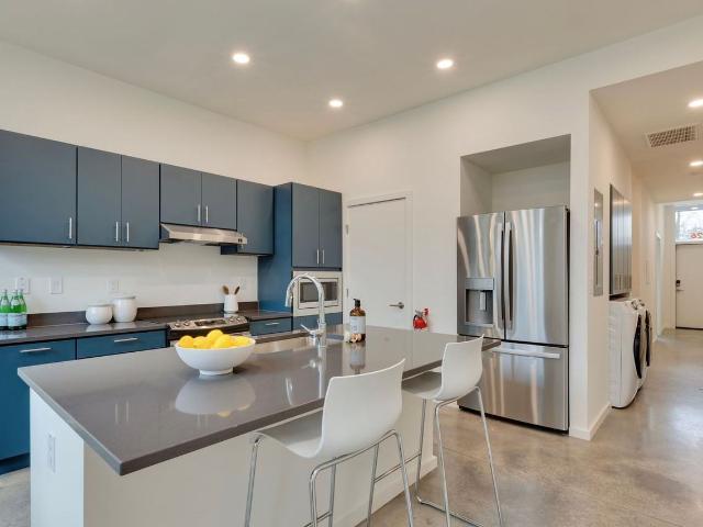 Private Room with Walk 1 Bedroom Apartment for Rent at 218 N Dillard St, Durham, NC 27701 Downtown Durham