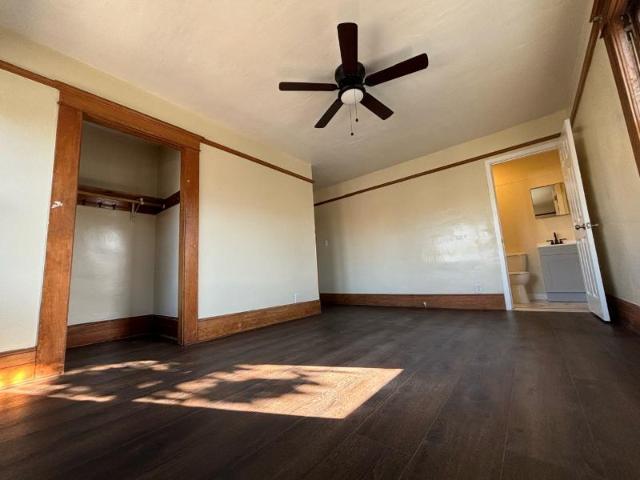 Private room with bath for rent $1,month