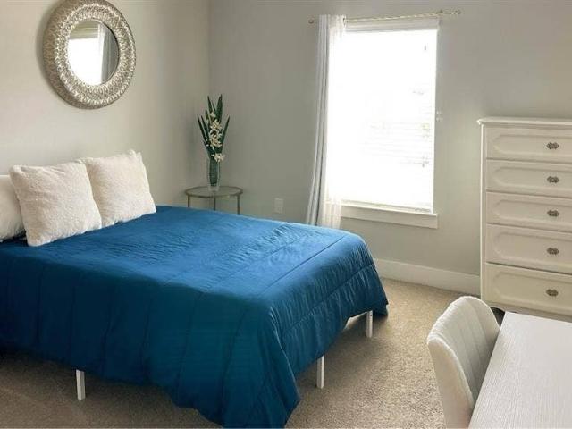 Private room with bathroom