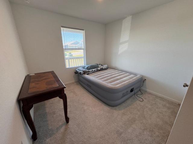Private Room with Bathroom Access – Bulverde