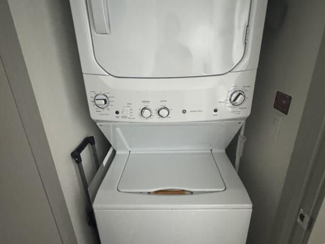 Private room with Bathroom for rent