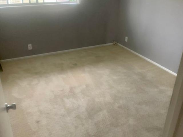 private room with good vibe house access