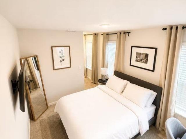 Private Room with Private Bath – $1,000 All Includ