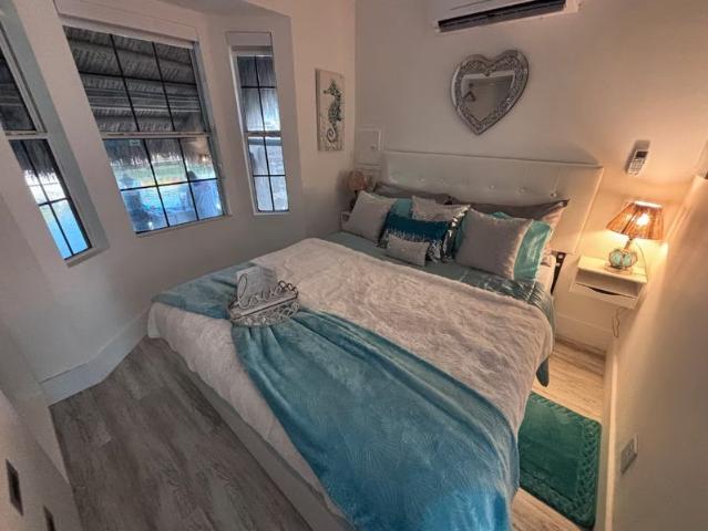Private Room with Private Bath –